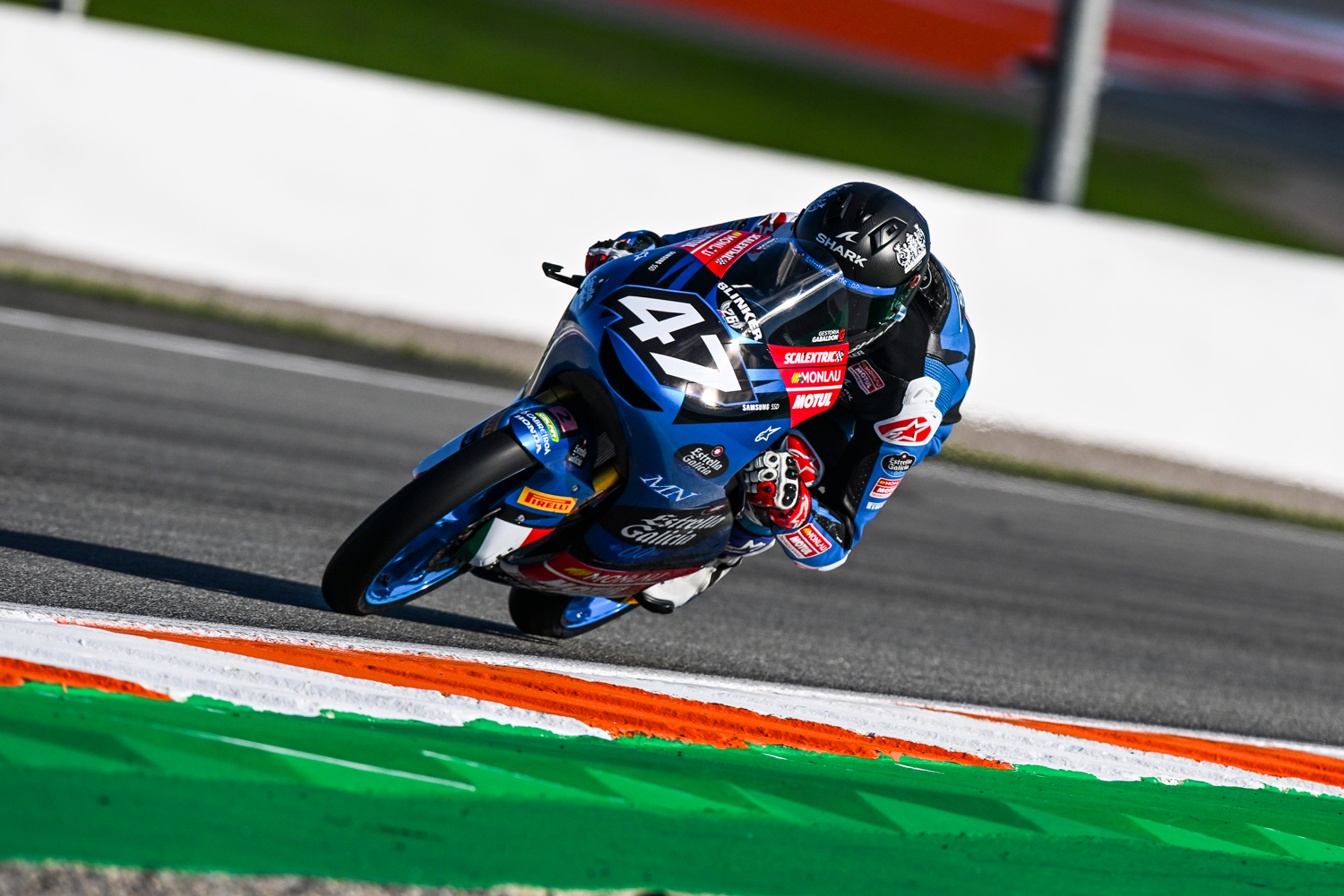 El Team Estrella Galicia 0,0 acaricia el podio en la despedida del FIM JuniorGP™ en Valencia